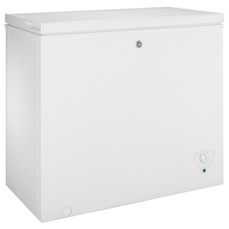 GE 7 cu.ft. Chest Freezer with Adjustable Temperature Control FCM7STWW