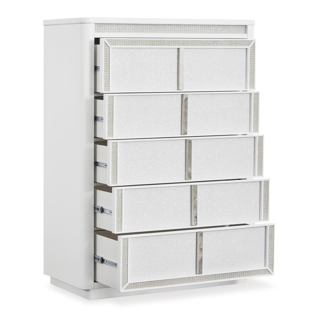 Signature Design by Ashley Chalanna 5-Drawer Chest B822-46